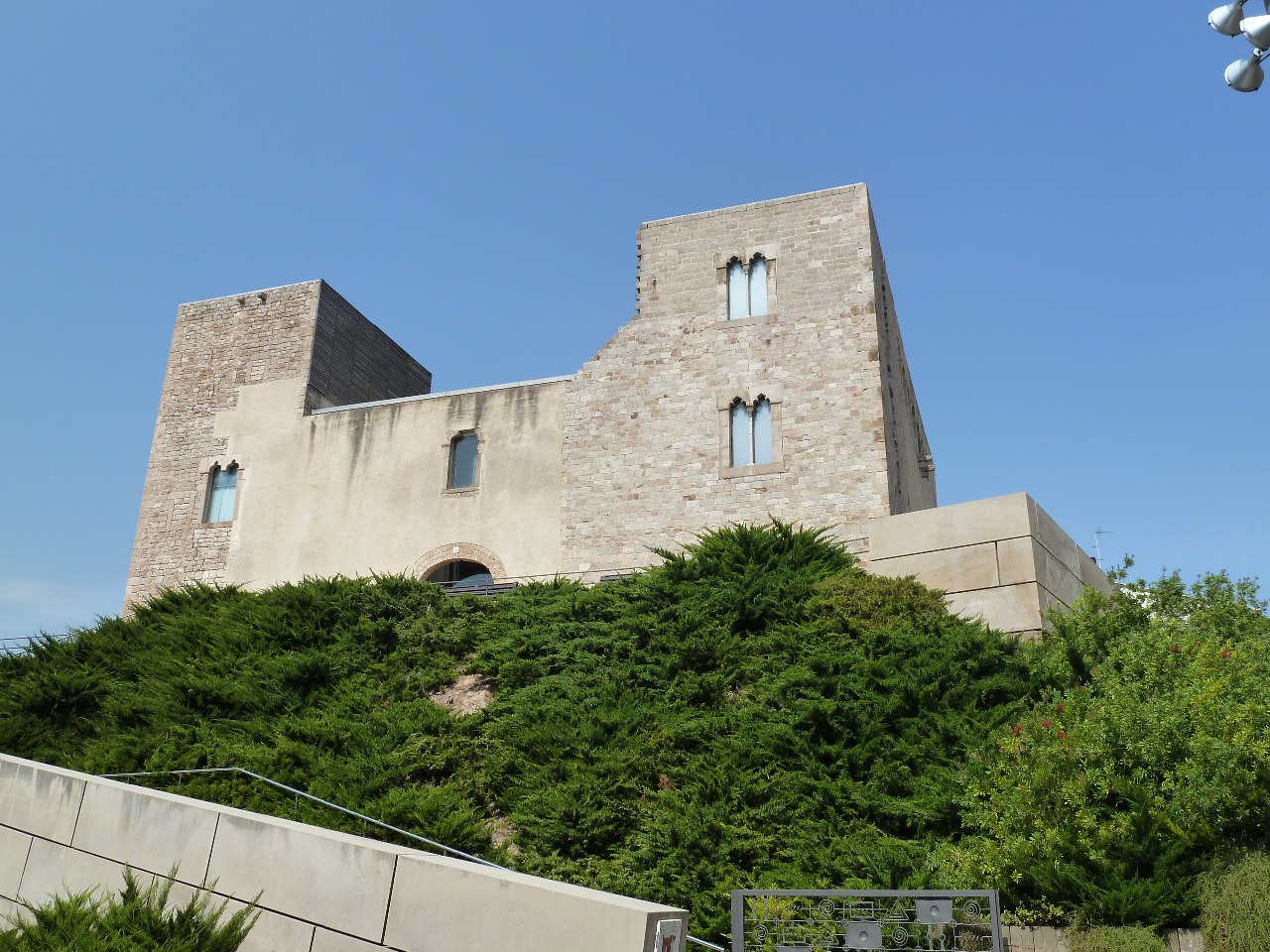 Castillo de cornellà :: Cornellà